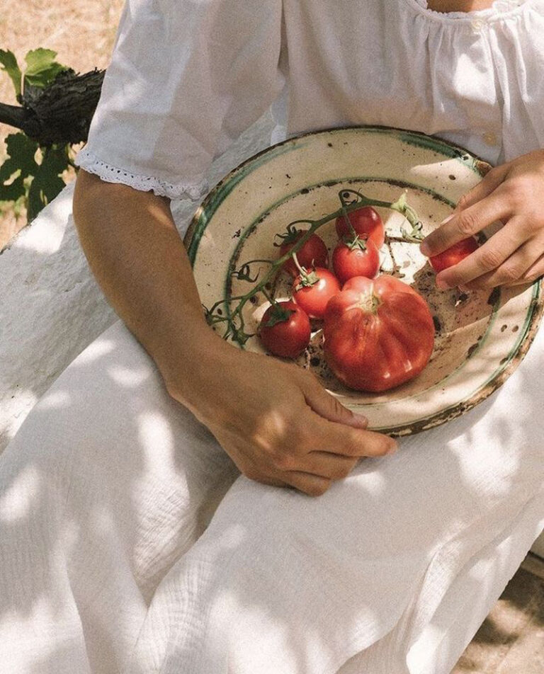 Tomato Girl Trend | Erika Carlock | Bohemian Lifestyle Blog